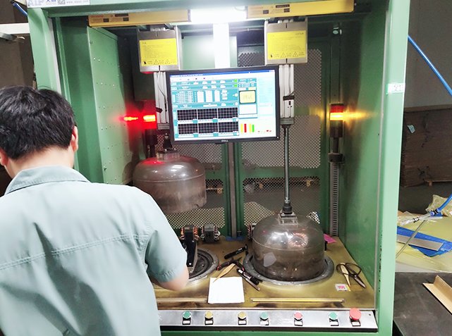 Stator vacuum tester - AIP