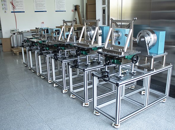 Single-phase/three-phase induction motor dynamometer tester - AIP