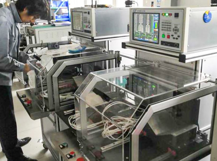 Universal motor stator tester - AIP